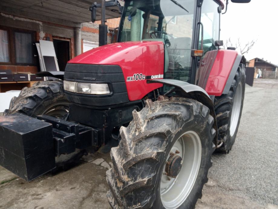 Prodajem traktor Case MX 100 c