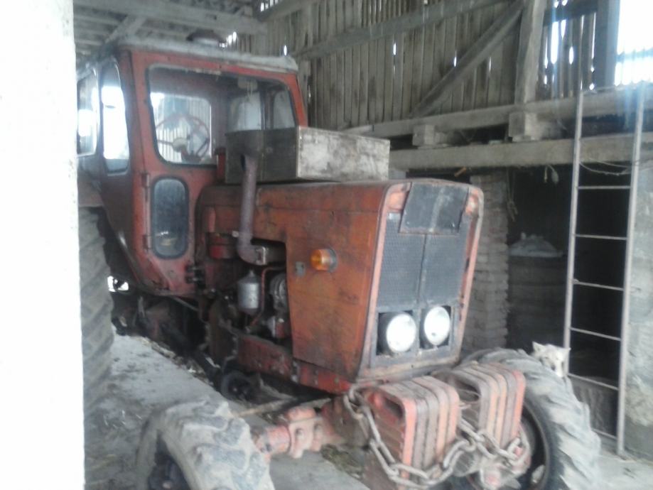 Prodajem traktor Rus 52 HITNOO