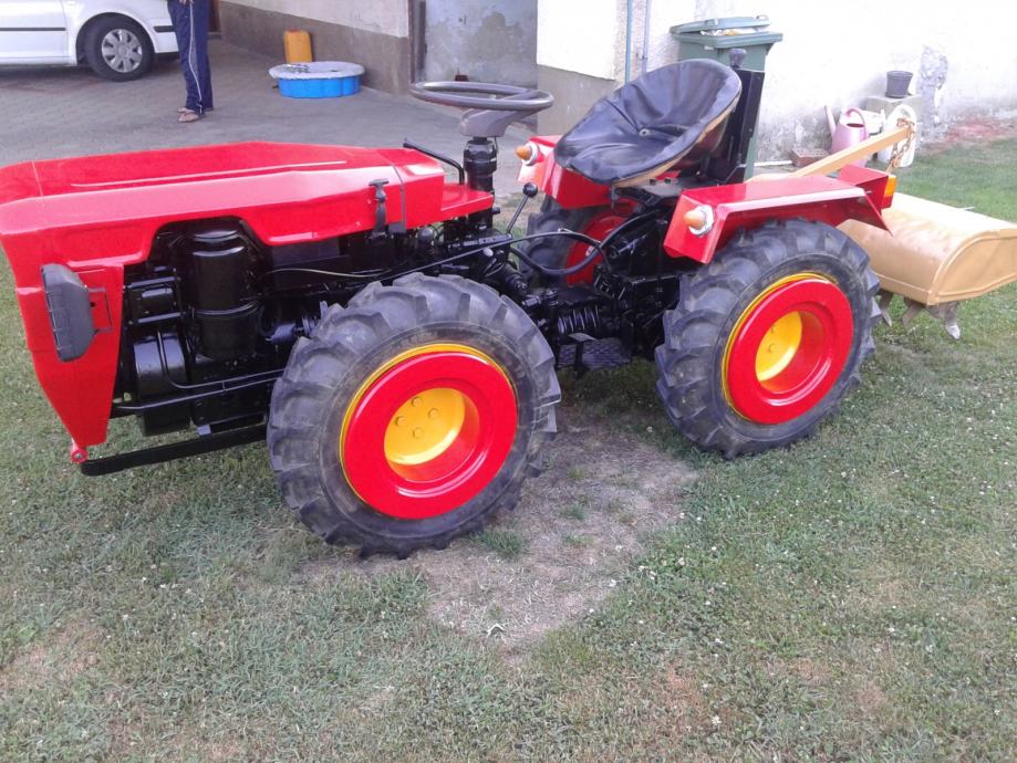 prodajem traktor tomo vinkovic 522