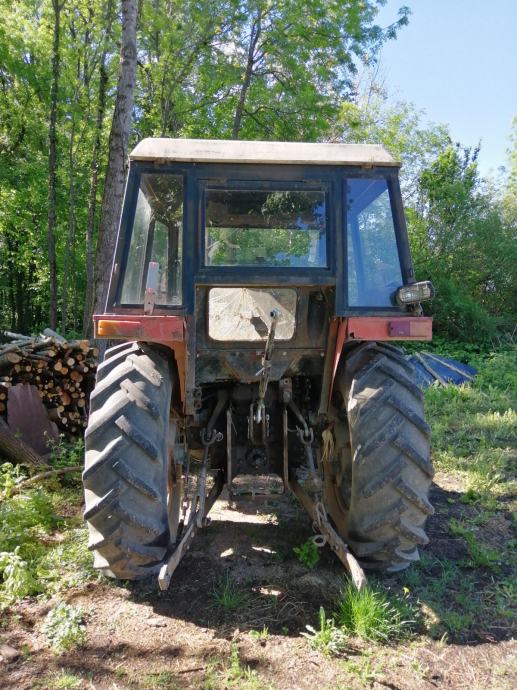 Prodajem traktor Zetor 7011