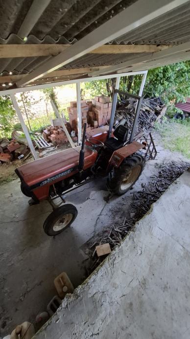 ŠTORE 502 + dodaci ( tanjuraca, plug )