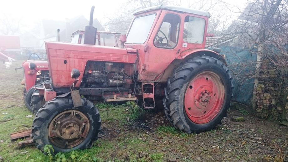 Traktor Belarus MTZ 52
