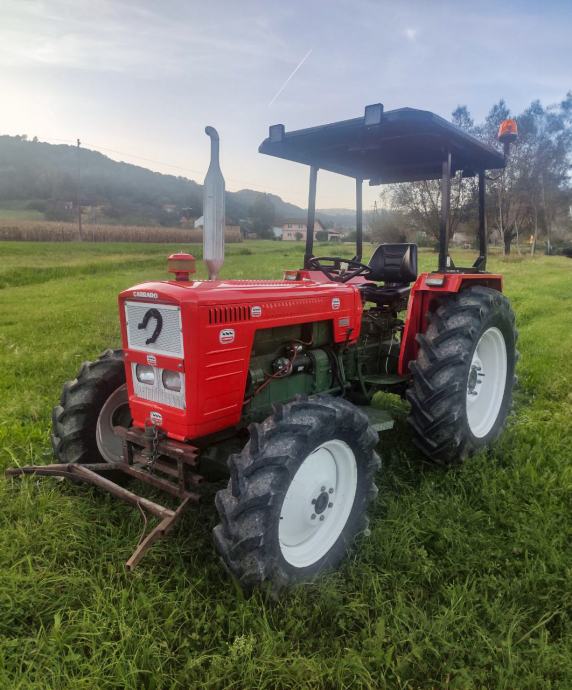 Traktor CARRARO 504 - 50ks ispravan i opremljen