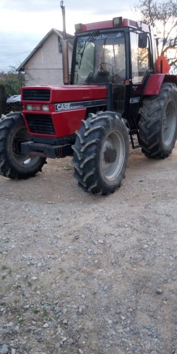 Traktor Case 956XL