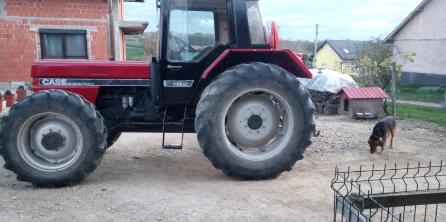 Traktor Case 956XL