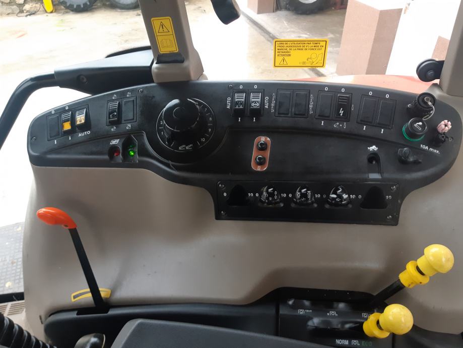 TRAKTOR CASE CS95 PRO