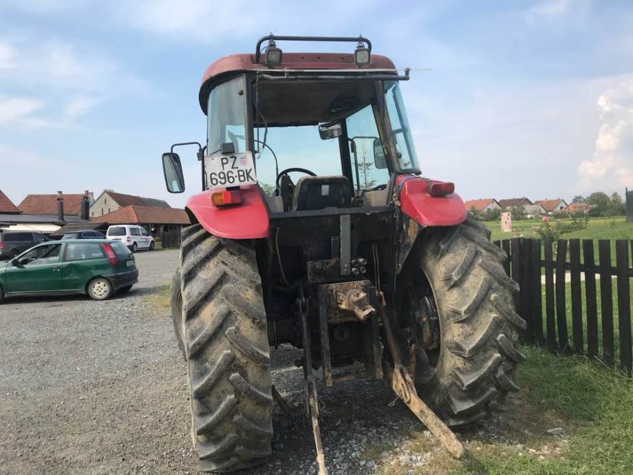 Traktor Case JX 95