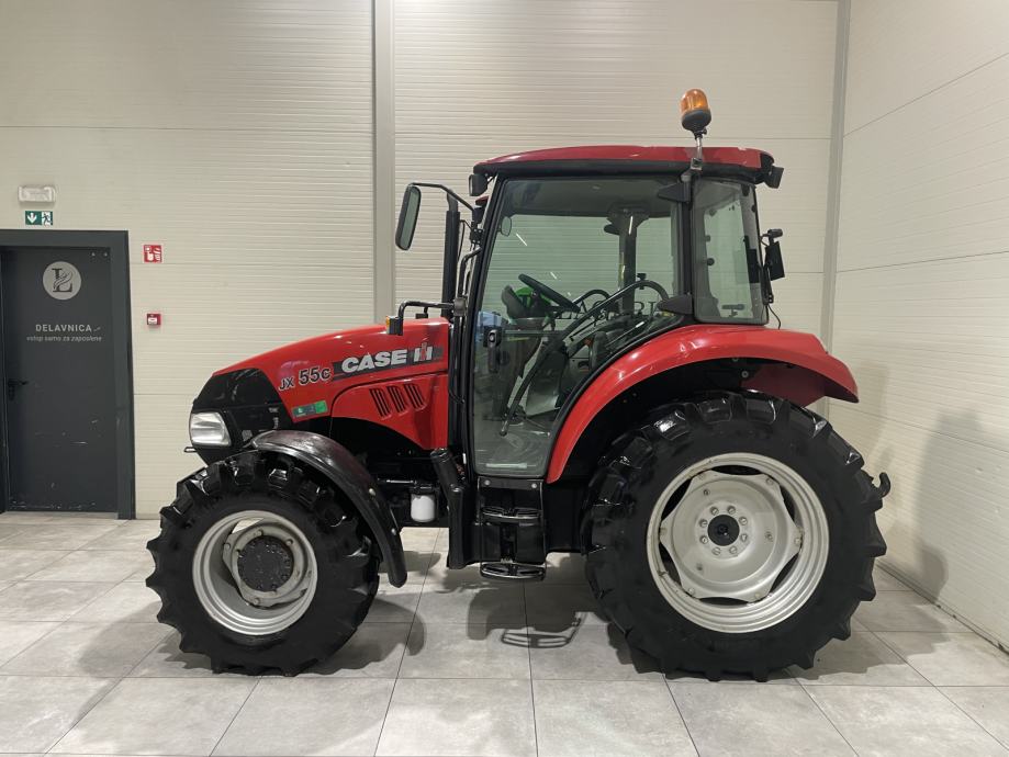 Traktor Case JX55
