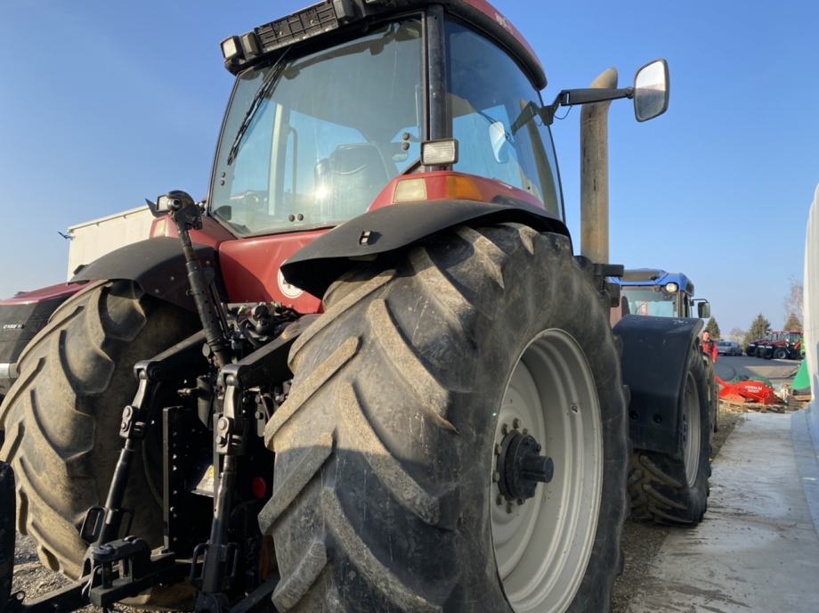 TRAKTOR CASE MAGNUM MX 270