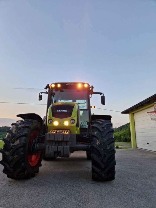 Traktor Claas AXOS 340
