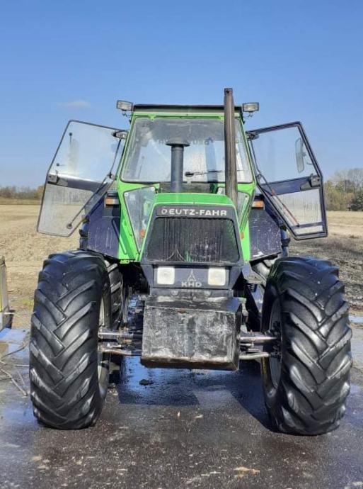 TRAKTOR DEUTZ FAHR DX 160