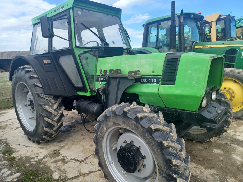 TRAKTOR DEUTZ FAHR DX 110