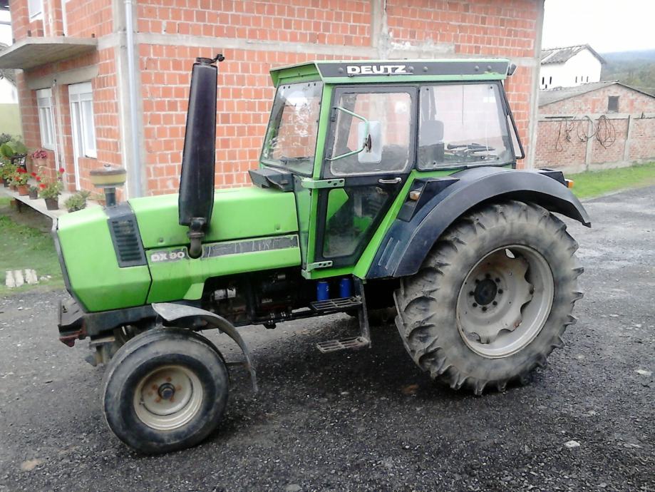 Traktor Deutz-Fahr DX 90