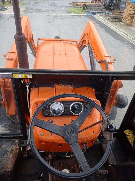 TRAKTOR FIAT DT 500