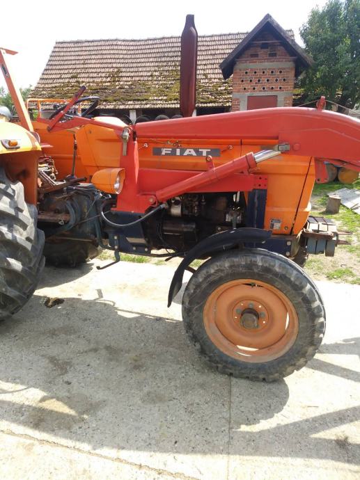 Traktor Fiat F100 i Fiat 650
