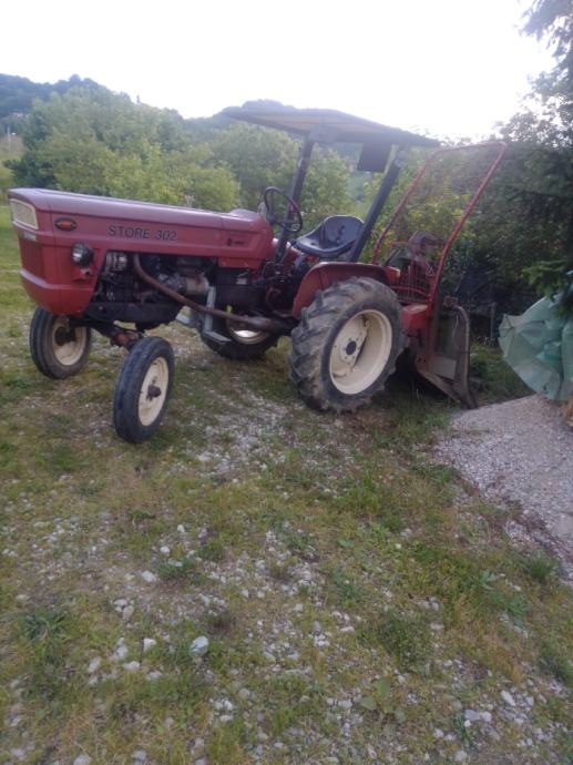 Traktor Fiat štore 302 sa vitlom Holzknecht 6 tona
