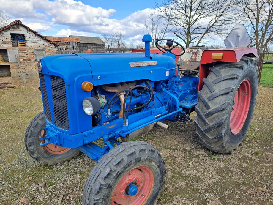 Traktor Fordson Super Major 60ks