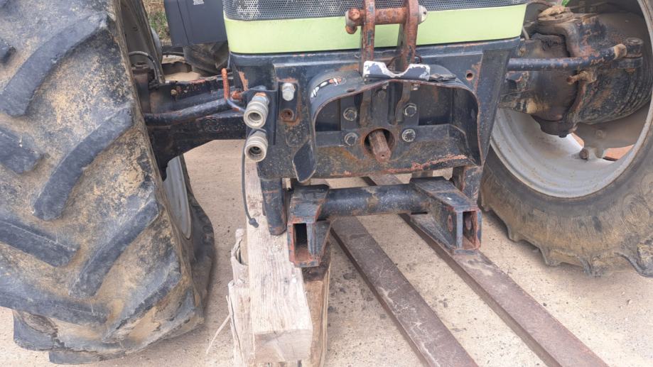 Traktor Hurlimann XT 130 DT