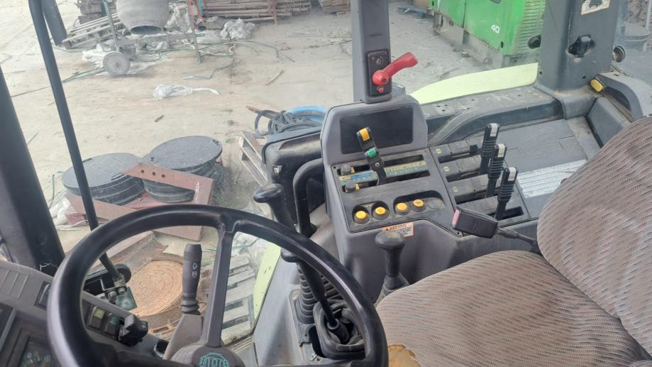 Traktor Hurlimann XT 130 DT