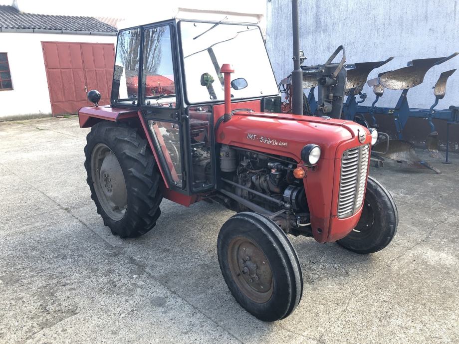 Traktor IMT 533 DELUXE