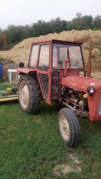 TRAKTOR IMT 539 Deluxe