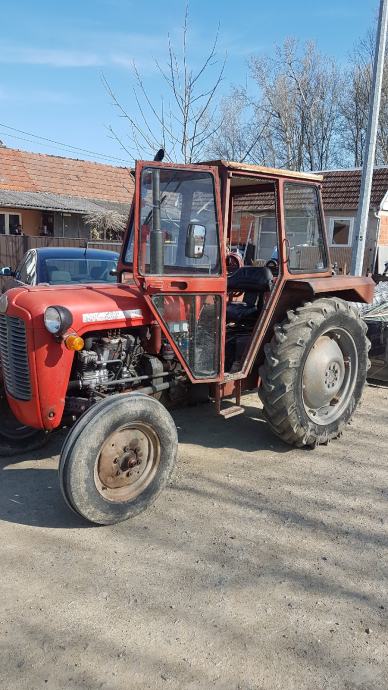 traktor imt 539