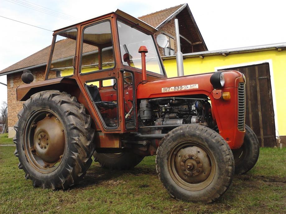 Traktor - IMT 539