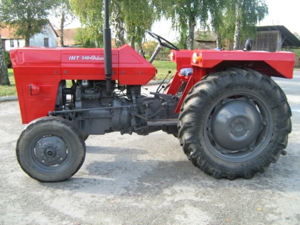 Traktor IMT 540