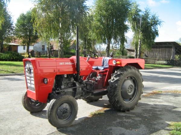 Traktor IMT 540