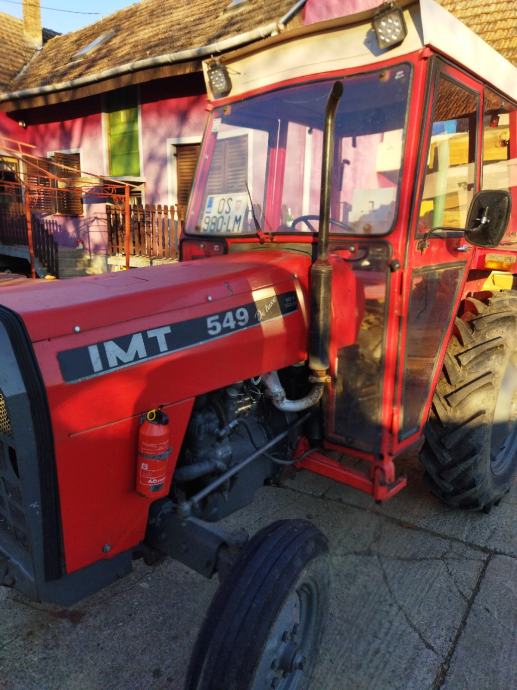 Traktor IMT 549