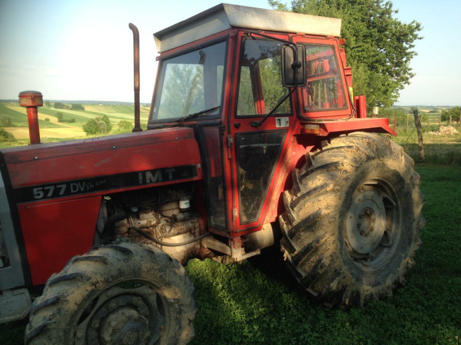 Traktor IMT 577 DV