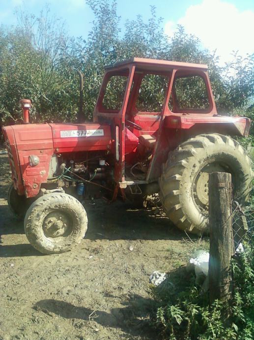TRAKTOR IMT 577