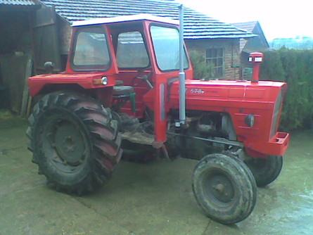 Traktor IMT 578