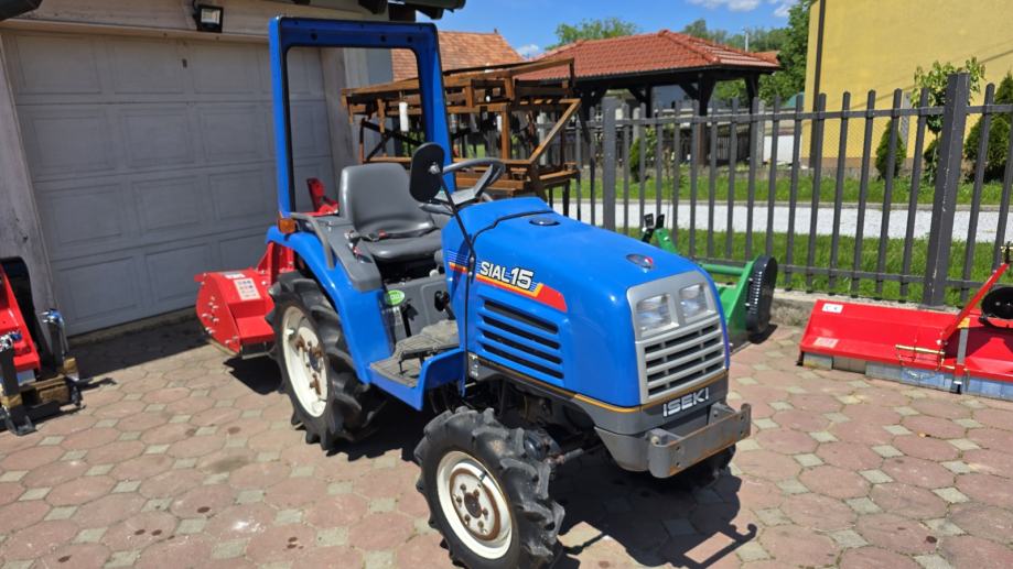 TRaktor Iseki sial 15