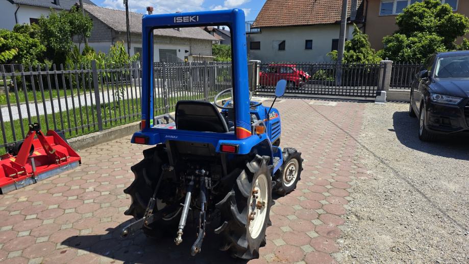 TRaktor Iseki sial 15