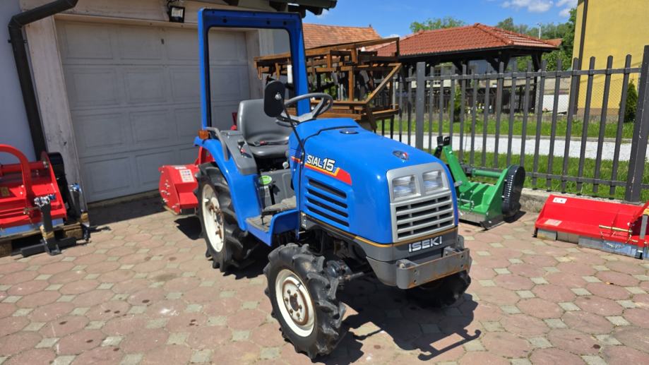 TRaktor Iseki sial 15