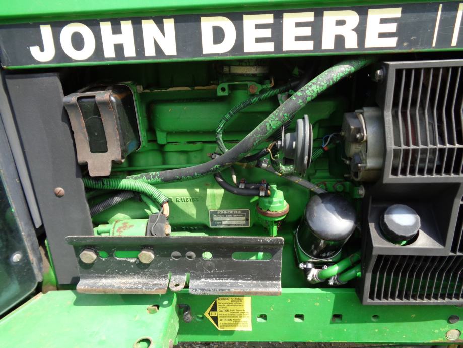 Traktor John Deere 2250