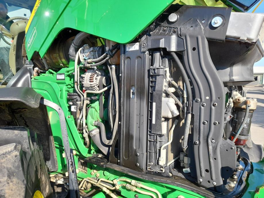 Traktor John Deere 6155R Premium Edition