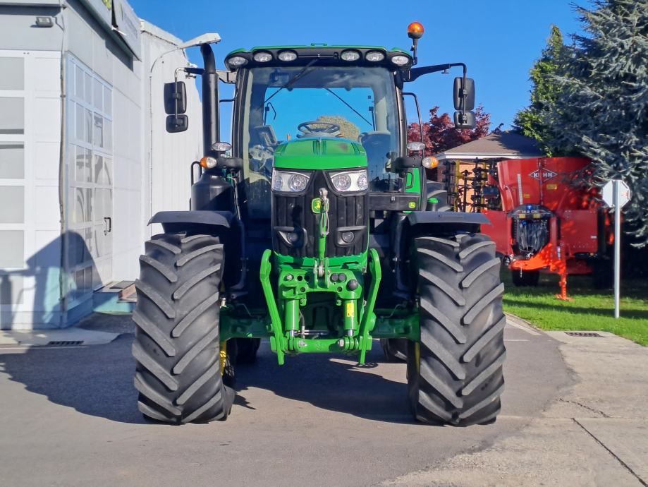 Traktor John Deere 6195R Premium Edition