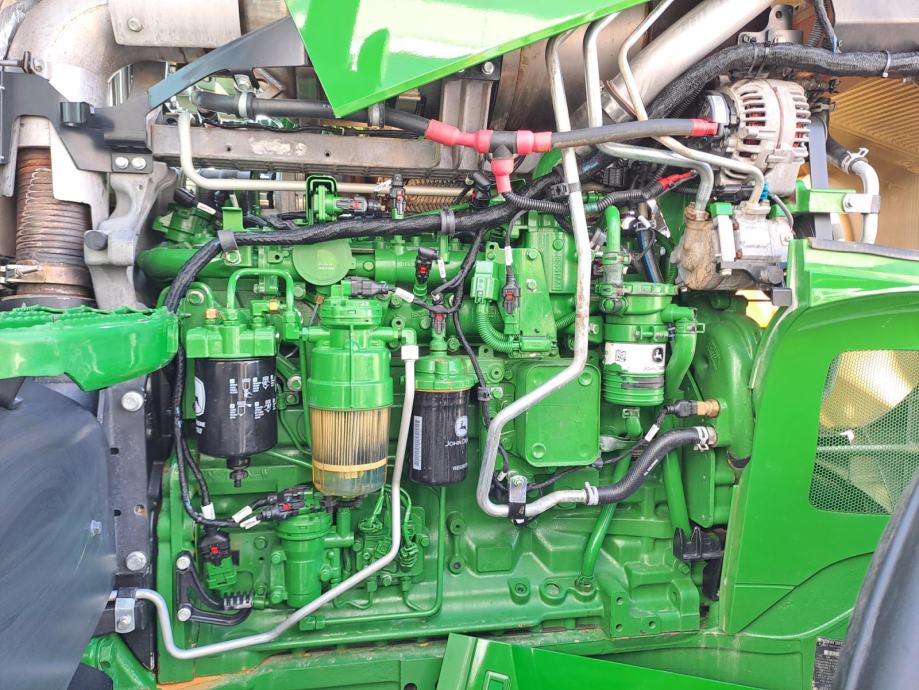 Traktor John Deere 7230R TOTALNA RASPRODAJA