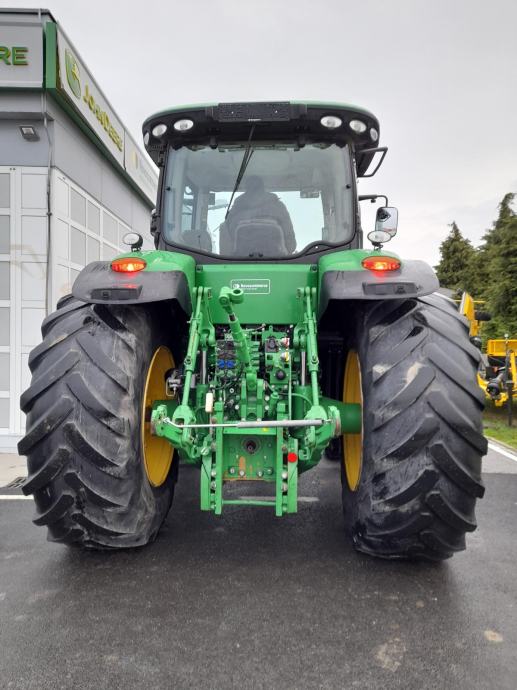 Traktor John Deere 7310R