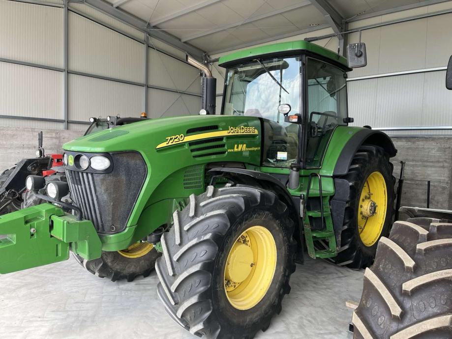 traktor john deere 7720