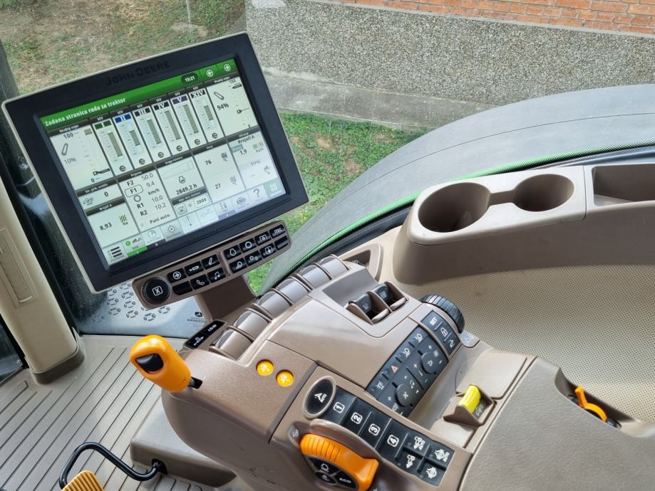 Traktor John Deere 8400R Premium Edition