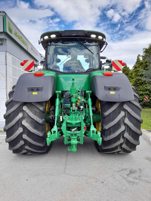 Traktor John Deere 8400R – Ultimate Edition