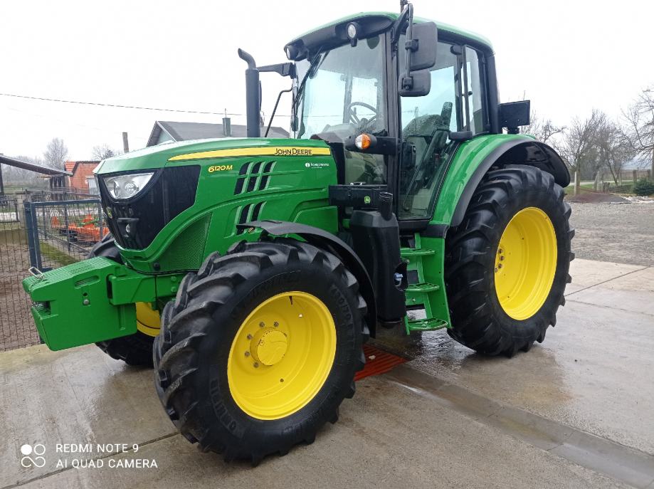 John Deere 120M