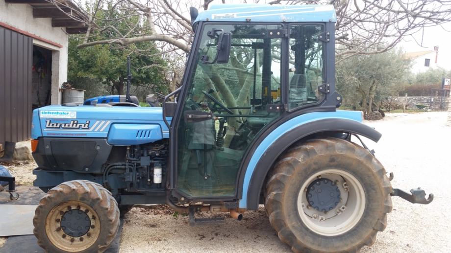 TRAKTOR LANDINI ADVANTAGE 60 VINOGRADAR