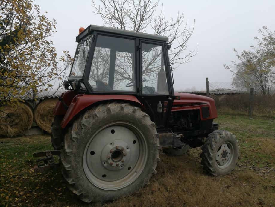Traktor LTZ 60 AB