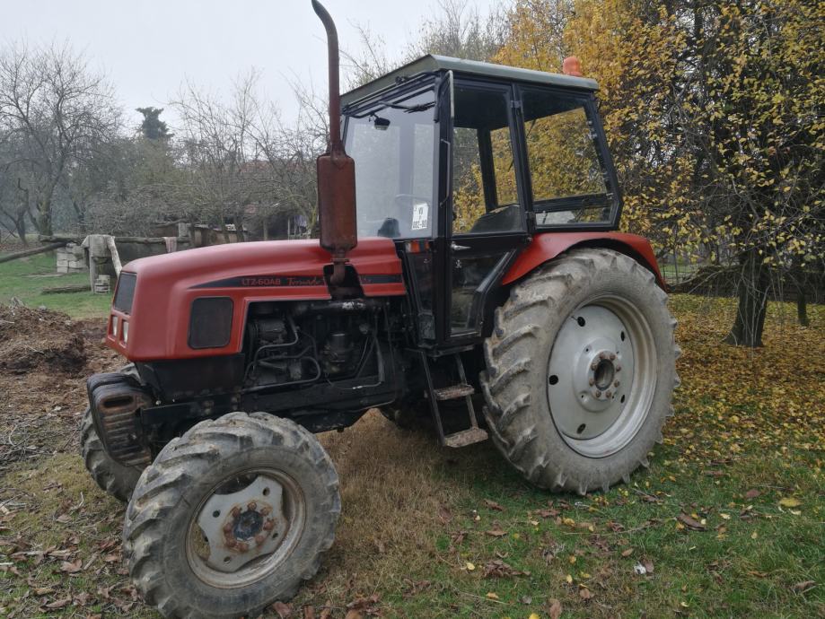 Traktor LTZ 60 AB