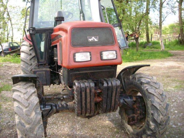 TRAKTOR LTZ TORNADO 60 AB