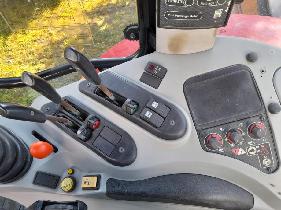 Traktor Massey Ferguson 6480 Dynashift